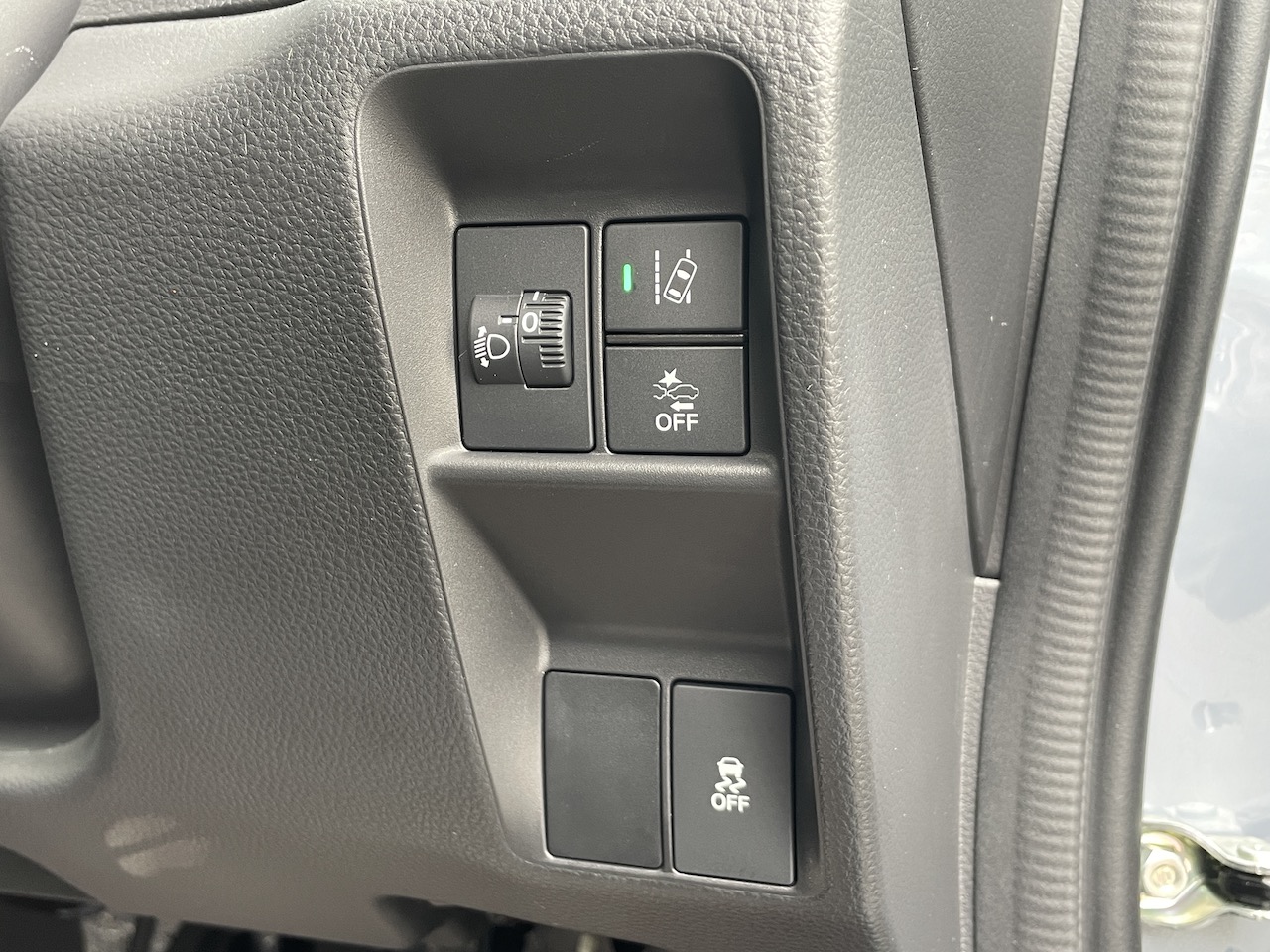 N-VAN | Brat[ブラット]