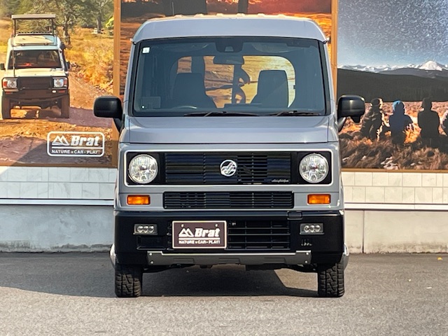 N-VAN | Brat[ブラット]