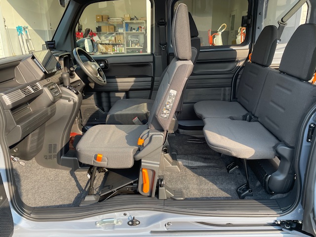 N-VAN | Brat[ブラット]